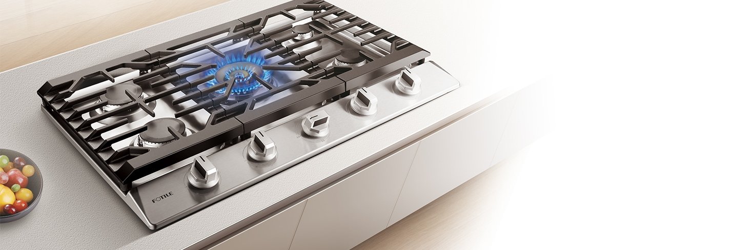 Professional-Grade Gas Cooktops by FOTILE